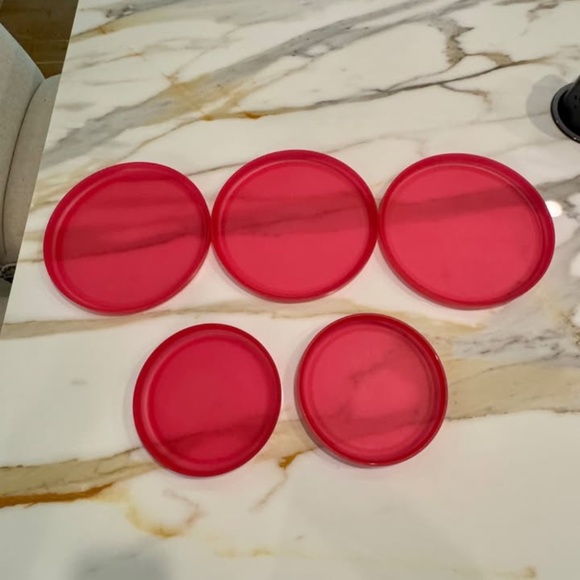 Circo | Dining | Set Of 5 Circo Hot Pink Microwave Safe Plates | Poshmark